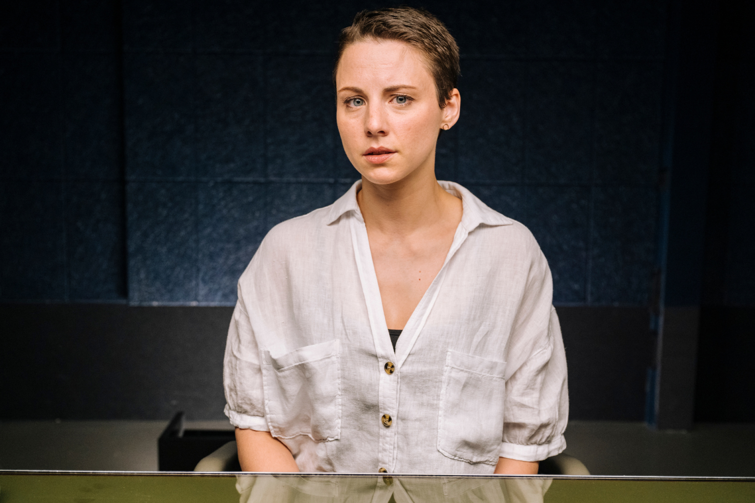 Julia E. Lenska, Schauspielerin – Kölns aufstrebender Star - Evanture